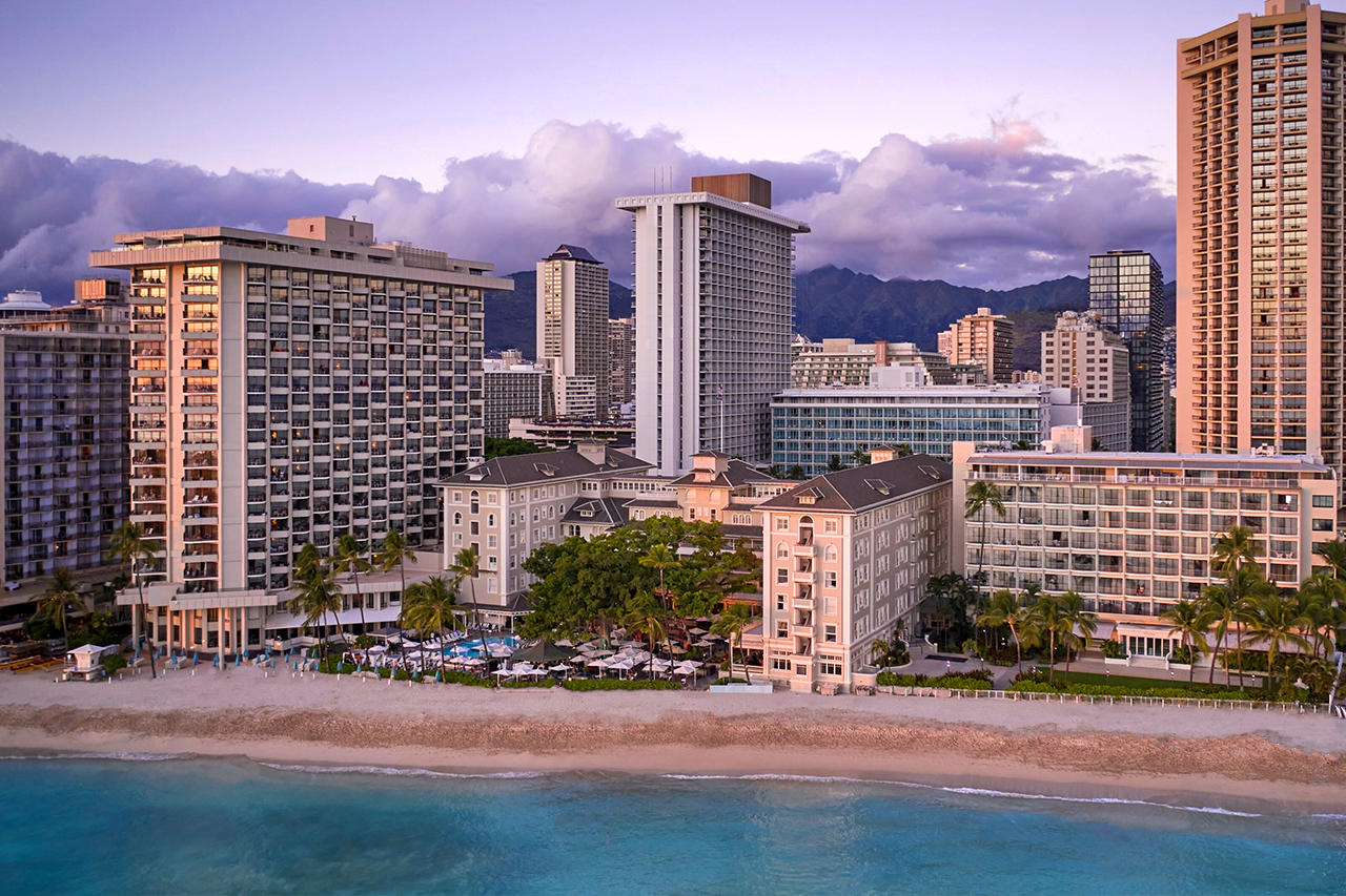 moana surfrider honolulu hawaii luxury hotel - Tropicality | Tropical ...