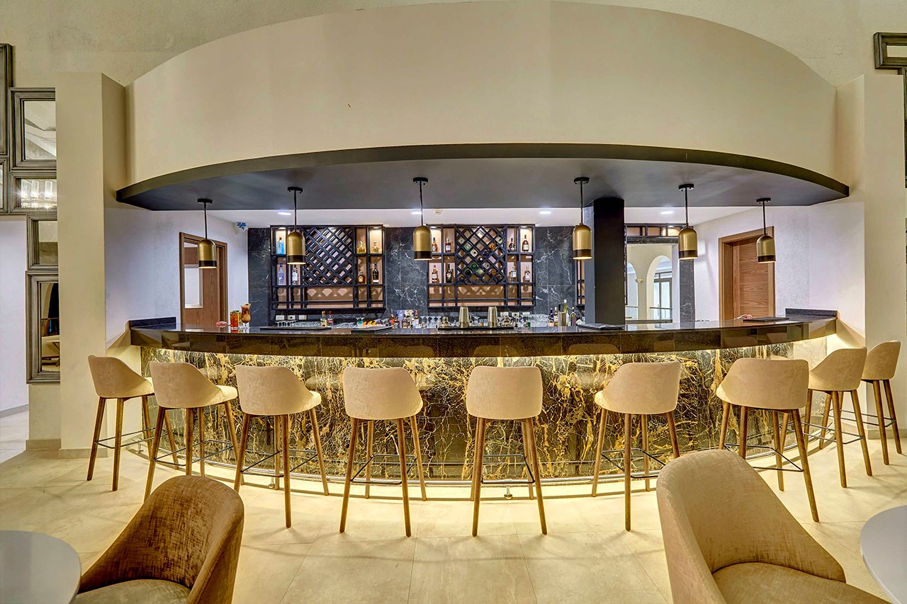 royalton grenada dining bar lobby best place for drinks - Tropicality ...